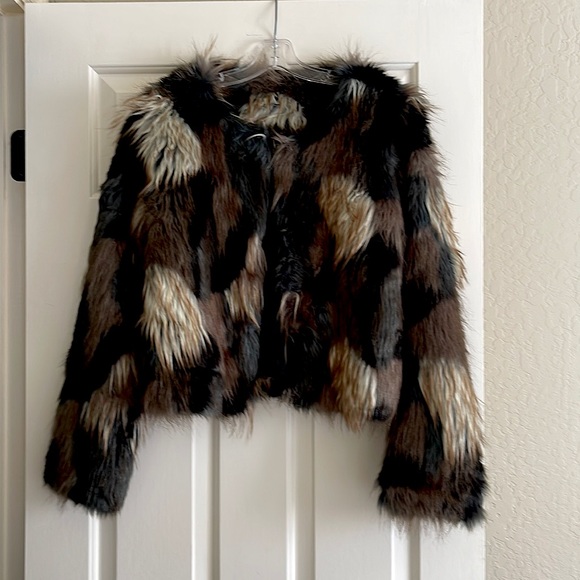Romeo & Juliet Couture | Jackets & Coats | Romeo Juliet Couture Fun Fur Jacket | Poshmark